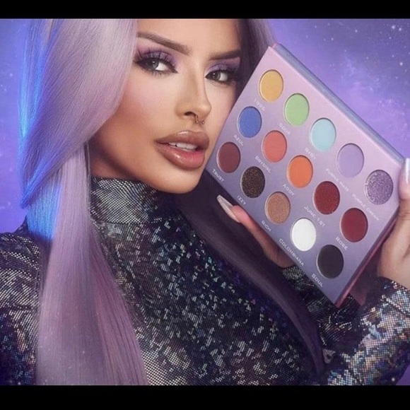 Illuminati | Makeup | Host Pick Illuminati X Isa 5 Pan Eyeshadow ...